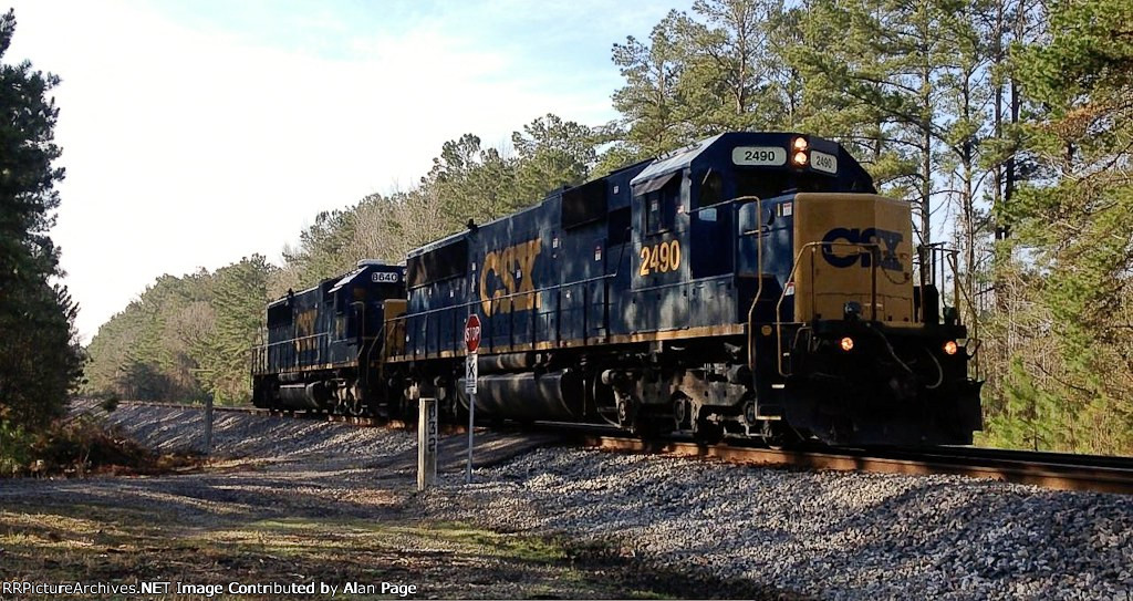 CSX SD50-2's 2490 and 8640